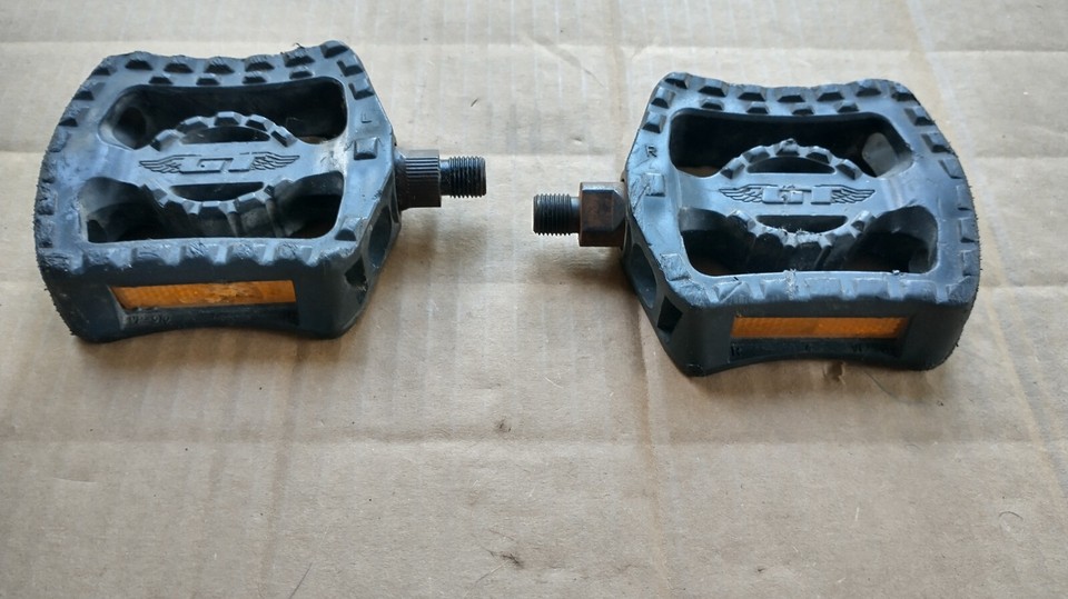 GT Wings Pedals 1/2 In Old School BMX Freestyle 1994 Dyno | eBay