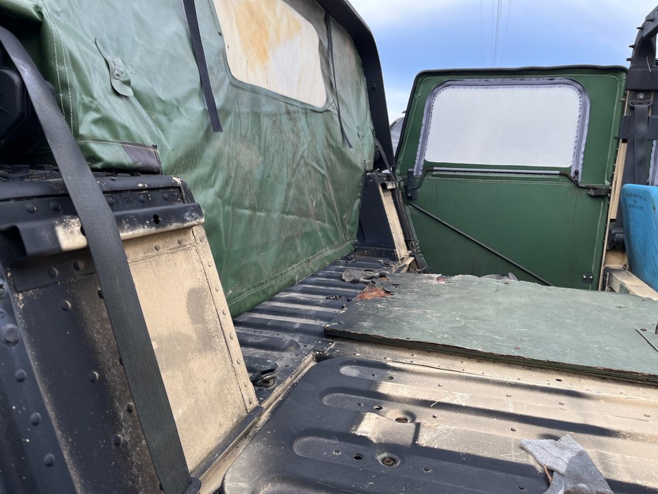 M998 4 MAN WITH CAMO SOFT TOP HUMVEE HMMWV WITH 67,220 MILES FOR SALE ...