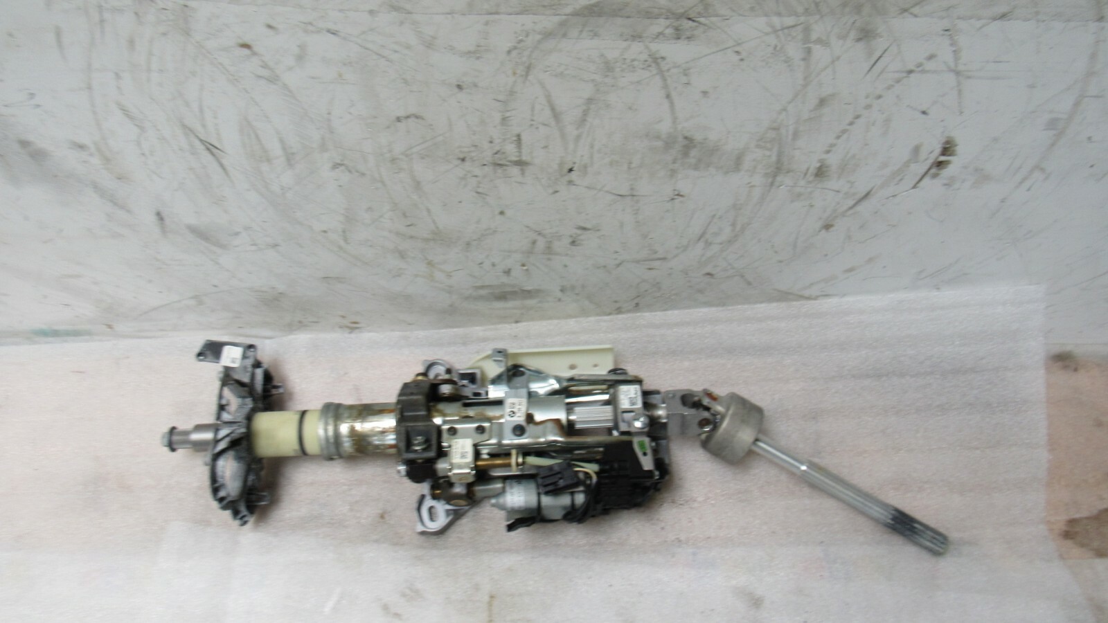 2006 - 2010 BMW E60 M5 & E63 E64 M6 S85 POWER STEERING COLUMN OEM 10396 ...