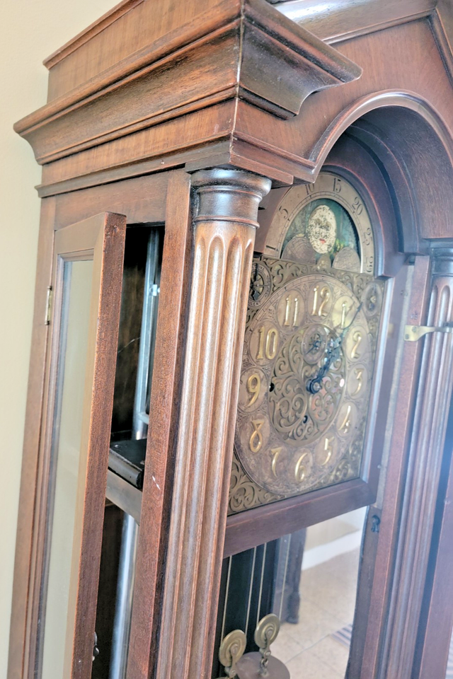 1920s COLONIAL Grandfather Clock, Roman Pediment 5 Tube Cable driven ...