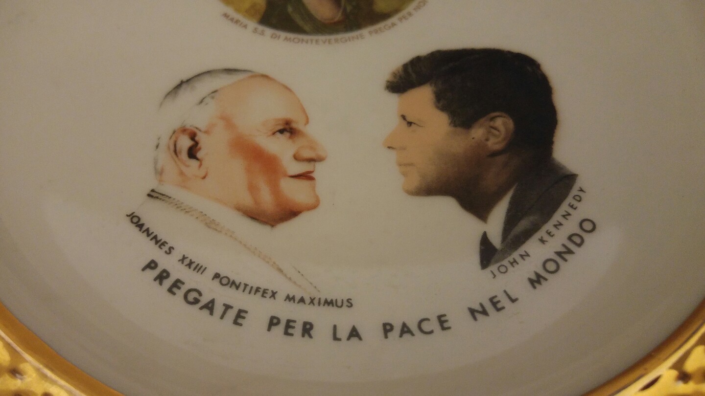 JFK Kennedy Pope Paul XXIII commemorative plate ULTRA RARE Montevirgine ...