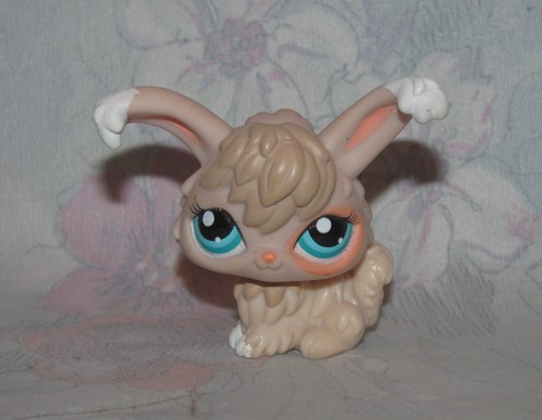 LPS Littlest Pet Shop #1471 Light Brown, Peach Angora Rabbit, Blue Eyes ...