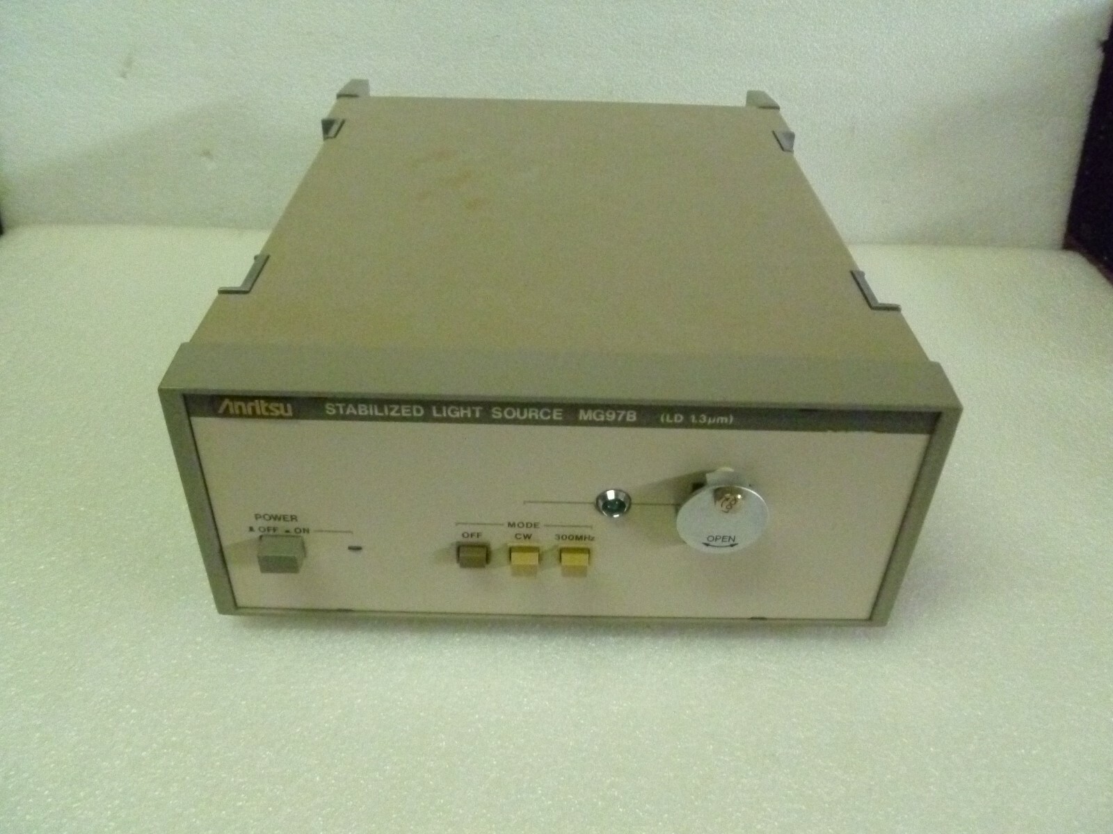 Anritsu MG97B Stabilized Light Source (LD 1.3um) | eBay