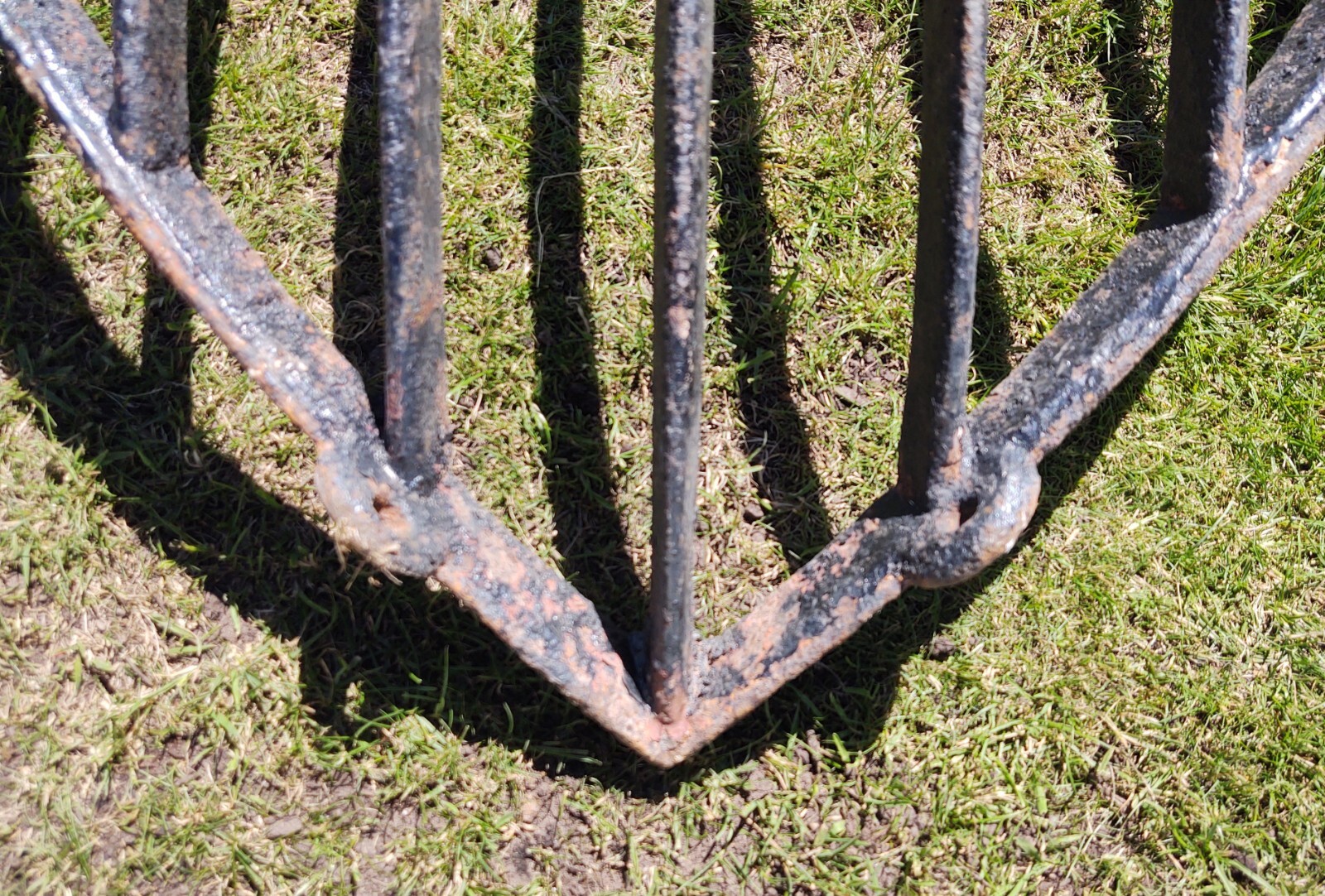 Antique Corner Cast Iron Hay Rack Feeder Garden Planter Architectural ...