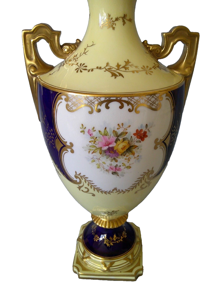 20th Century Coalport 2 Handled Vase & Cover Ornately Decorated With ...