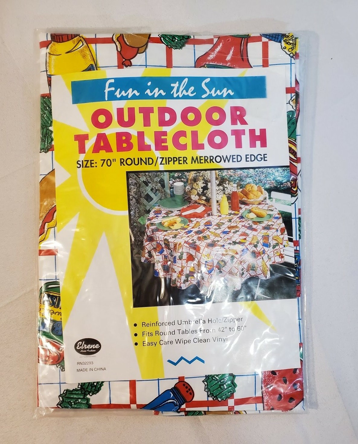 Vintage Elrene Outdoor Tablecloth 70 Inch Round/Zipper Merrowed Edge ...