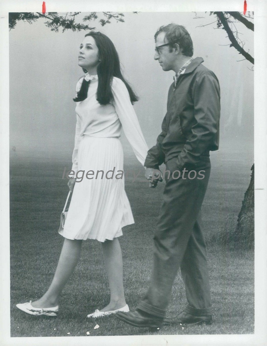 Woody Allen Janet Margolin Annie Hall Lobby Card With Janet Margolin