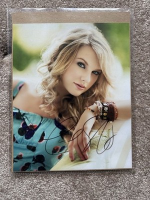 Taylor Swift Autographed Photo 100% Authentic | eBay