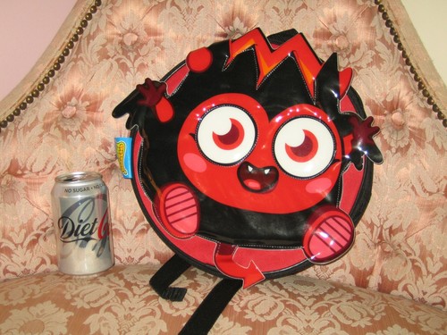 MOSHI MONSTERS LTD EDT Silver 10 Figure Set + Moshi Red Backpack + Film ...