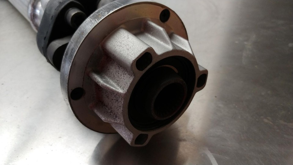 14-15 C7 Chevrolet Corvette Stingray M OEM Inner Drive Shaft Components ...