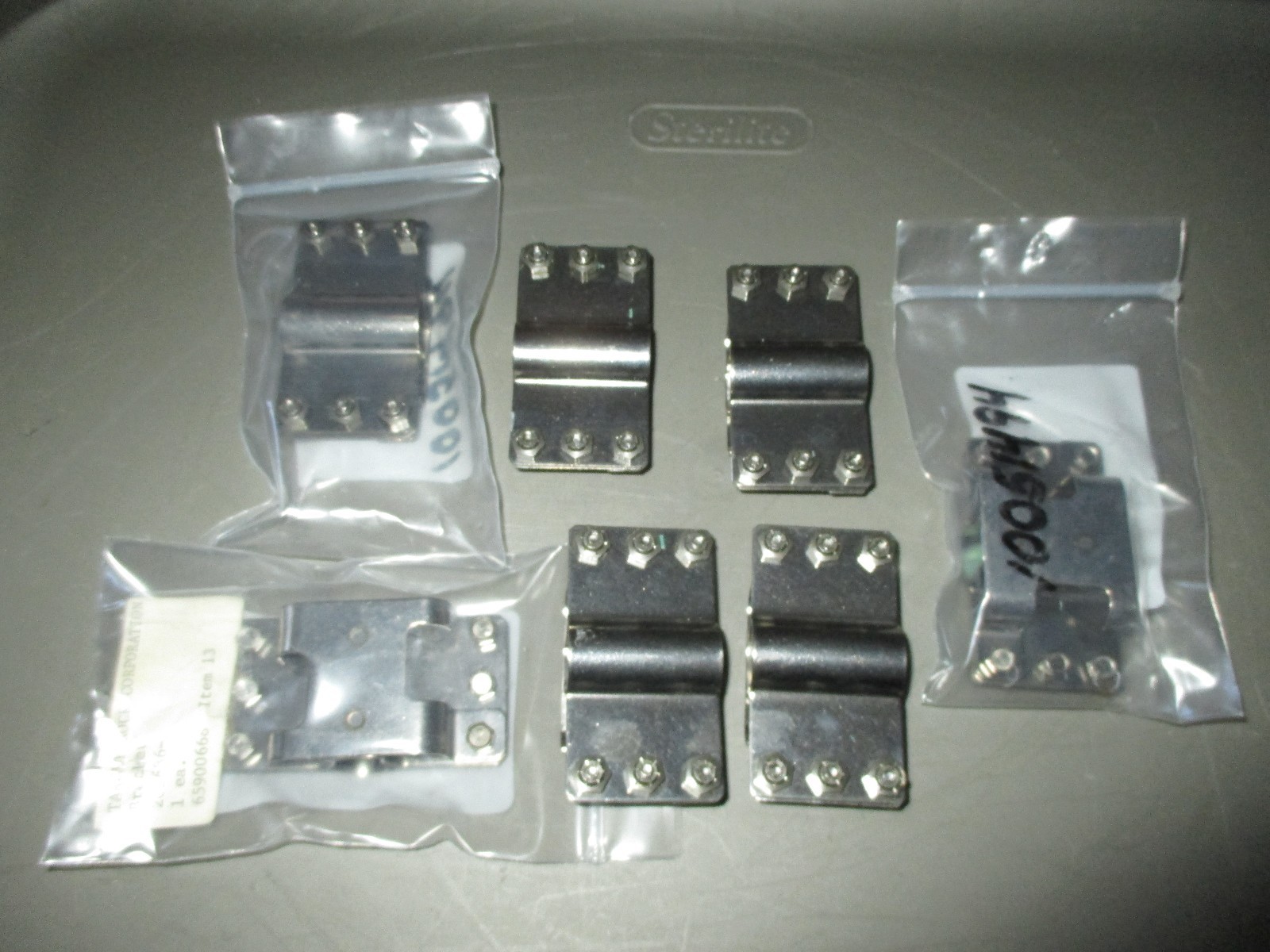 NEW LOT OF 7 TARGET ROCK CORP. VALVE MOUNT BRACKET 202686-1, NEW READY ...