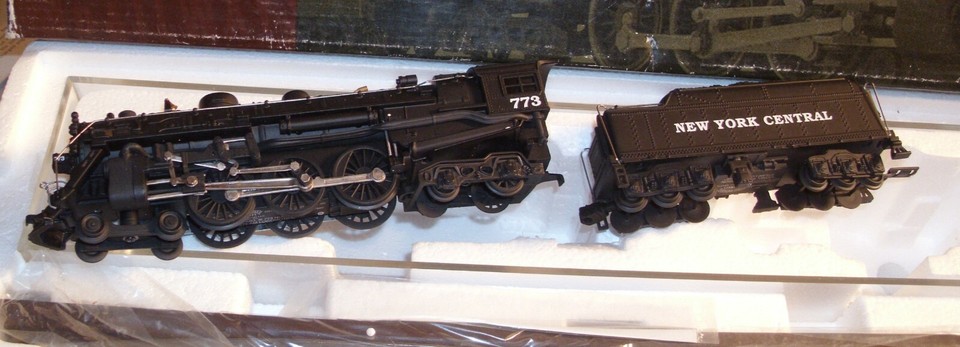 LIONEL HALLMARK 773 HUDSON STEAM LOCOMOTIVE WITH TENDER LIMITED EDITION ...