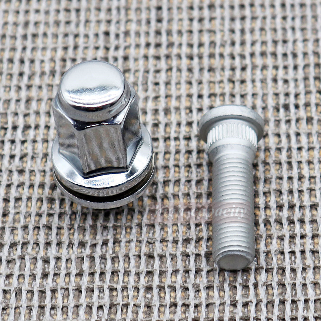 2pcs/set Wheel Lug Stud Hub + Lug Nut For Toyota and Lexus Chrome 90942 ...