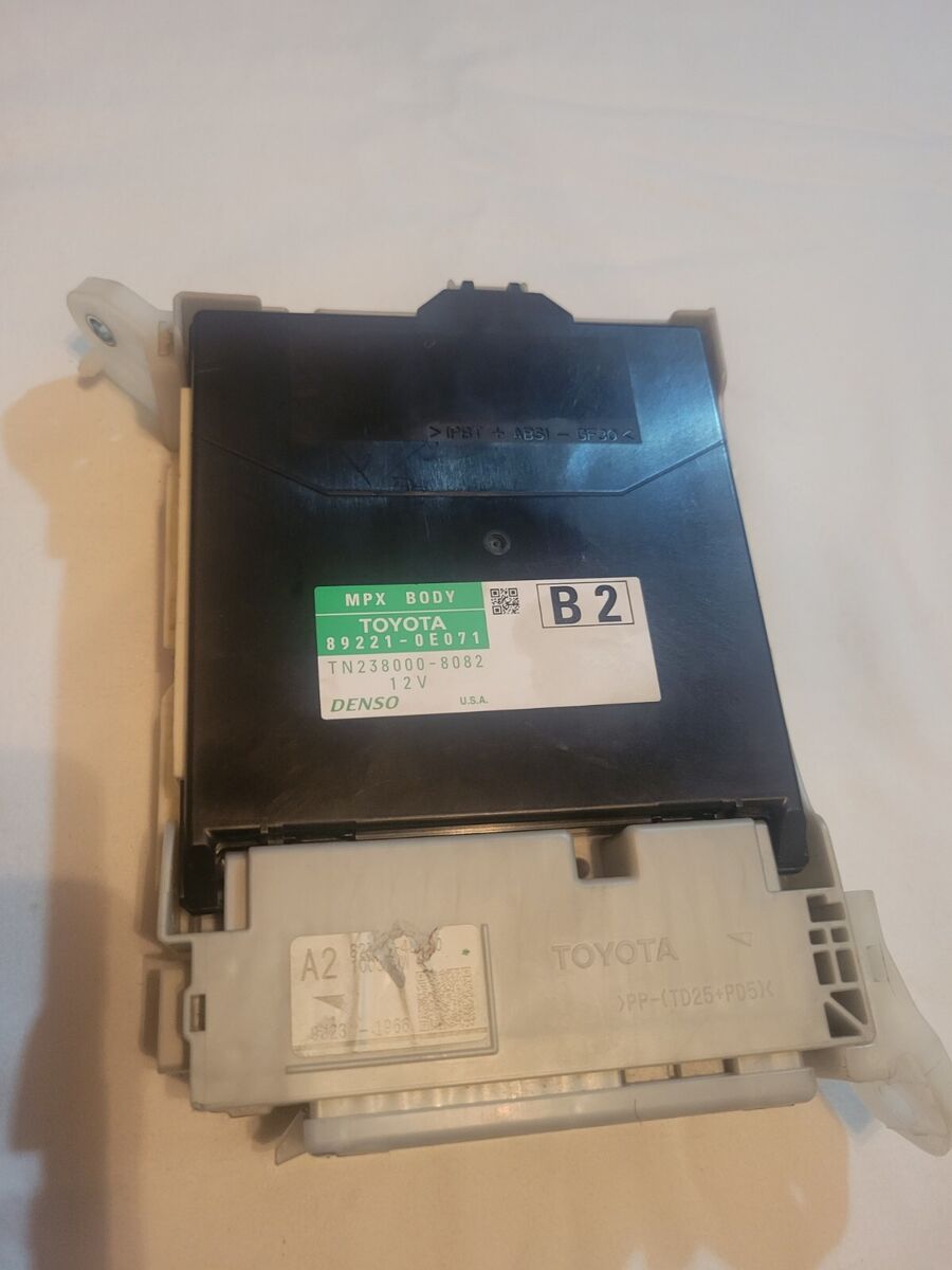 2010-2011-2012 LEXUS RX350 MULTIPLEX NETWORK CONTROL MODULE 2010-2011-2012 LEXUS RX350 MULTIPLEX NETWORK CONTROL MODULE