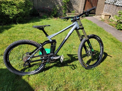 Cube 215 race , downhill mountain bike, 27.5 size large | eBay UK