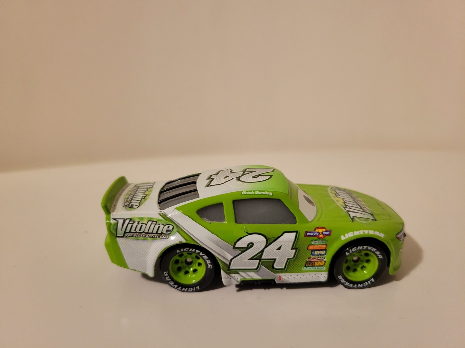 Disney Pixar Cars Brick Yardley Vitoline 24 Piston Cup Racers Diecast 1 ...