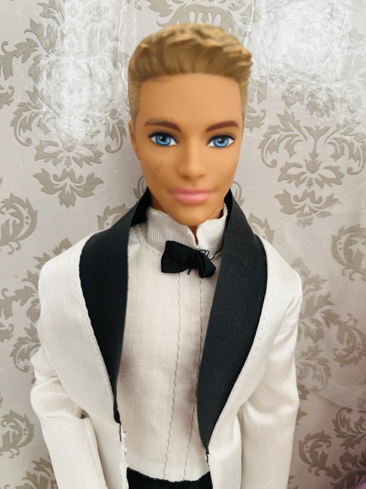 Barbie Doll Wedding Set With Bride Groom Ken Barbie Chelsea & Stacie B3 ...