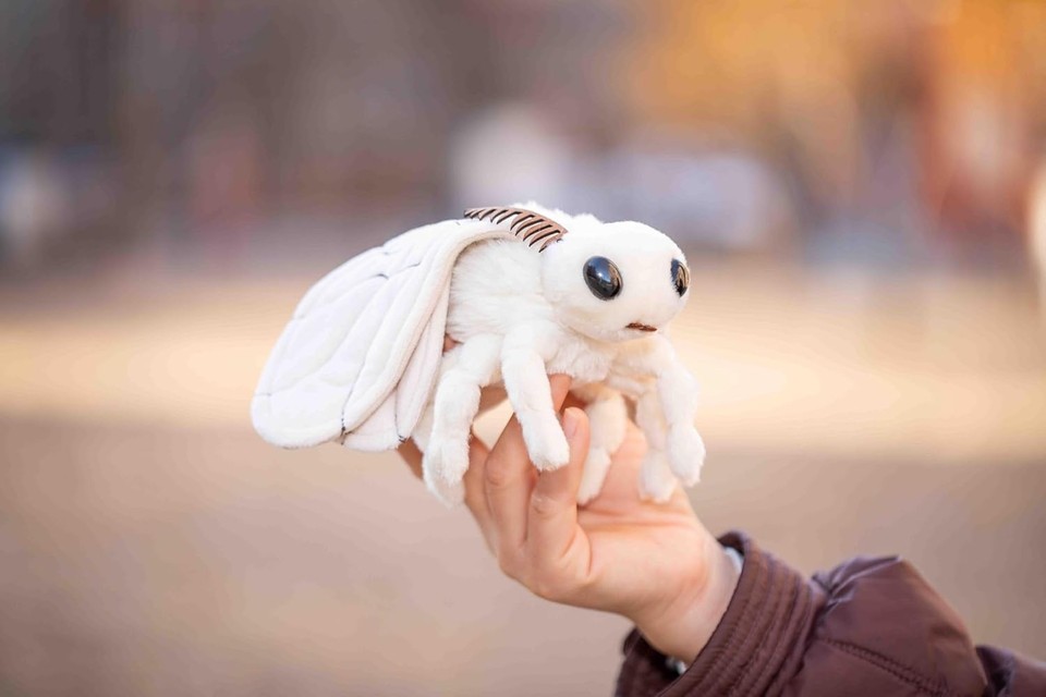 Lifelike Moth Plush Toy,Cute Poodle Moth Stuffed Animal, Insect Model ...