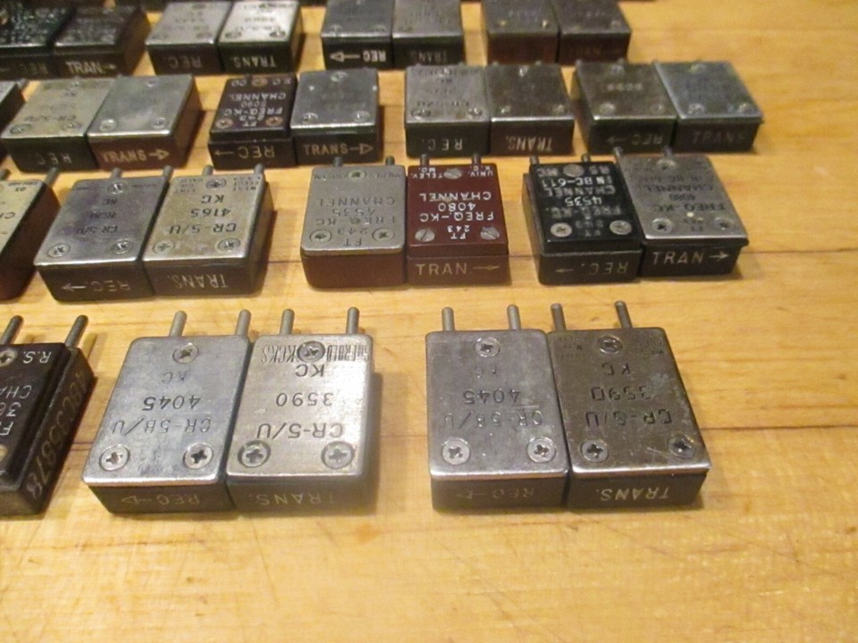 FT243 455 kHz KC IF TX/RX crystal pair Military Radio BC-611 720 PRC ...