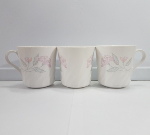 Corning Ware Mugs Coffee Tea Cups Made In USA Set Of 3 EUC Excellent ...