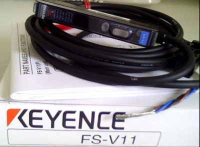 1PC NEW KEYENCE Optical fiber sensor FS-V11 FSV11 | eBay