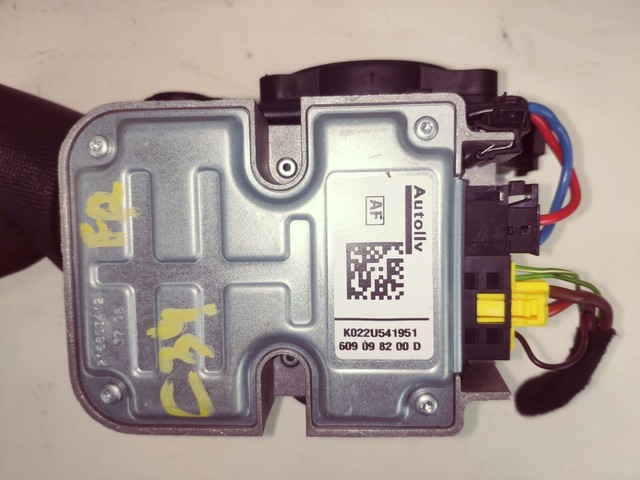 Mercedes-Benz Autoliv Front Right Passenger Seat Belt Retractor Black ...