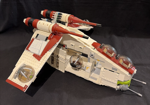 LEGO 75021 Republic Gunship Attack of the Clones Pilot Captain RARE ...