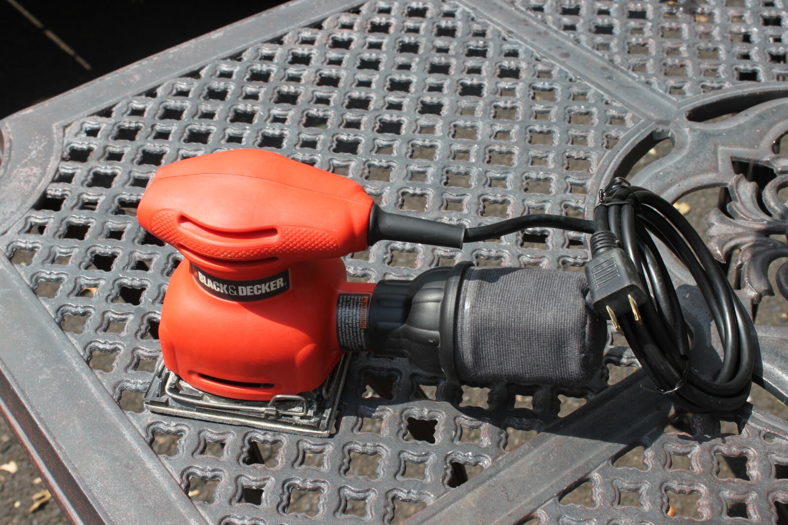 Black & Decker ¼ Sheet Finishing Sander FS500 Corded Pad 120vac 13K OPM ...