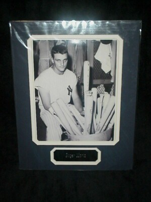 Roger Maris NYY Matted Photo & Name Plate 11 x 14 - Ready for Framing ...