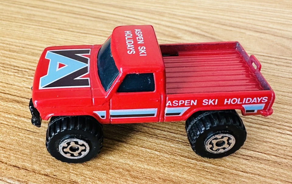 Matchbox Mini Pick Up – Aspen Ski Holidays - 1981 Colorado 4x4 Truck | eBay