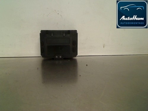 INNENAUSSTATTUNG DISPLAY Opel Zafira (F75) MPV 1.8 16V (X18XE1) 1999 ...