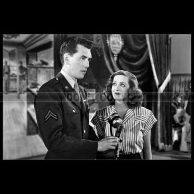 Photo F.029811 ROBERT HUTTON & BETTE DAVIS (HOLLYWOOD CANTEEN) 1944 | eBay