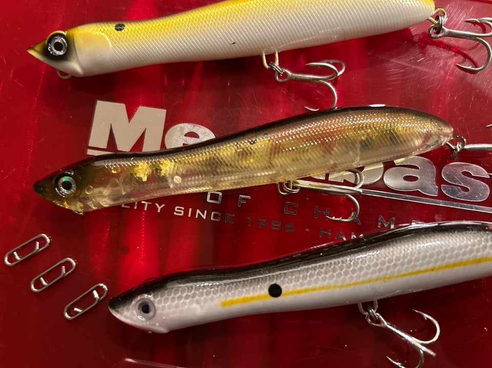 THREE PATCHINKO STYLE SURFACE BASS FISHING LURES 125MM 18GM FREE QUICK ...