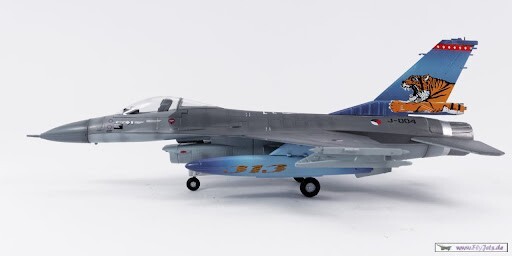 Easy model MRC 1/72 F-16A J-004 NTAF "TIGER MEET" #37126 📌USA📌 | eBay
