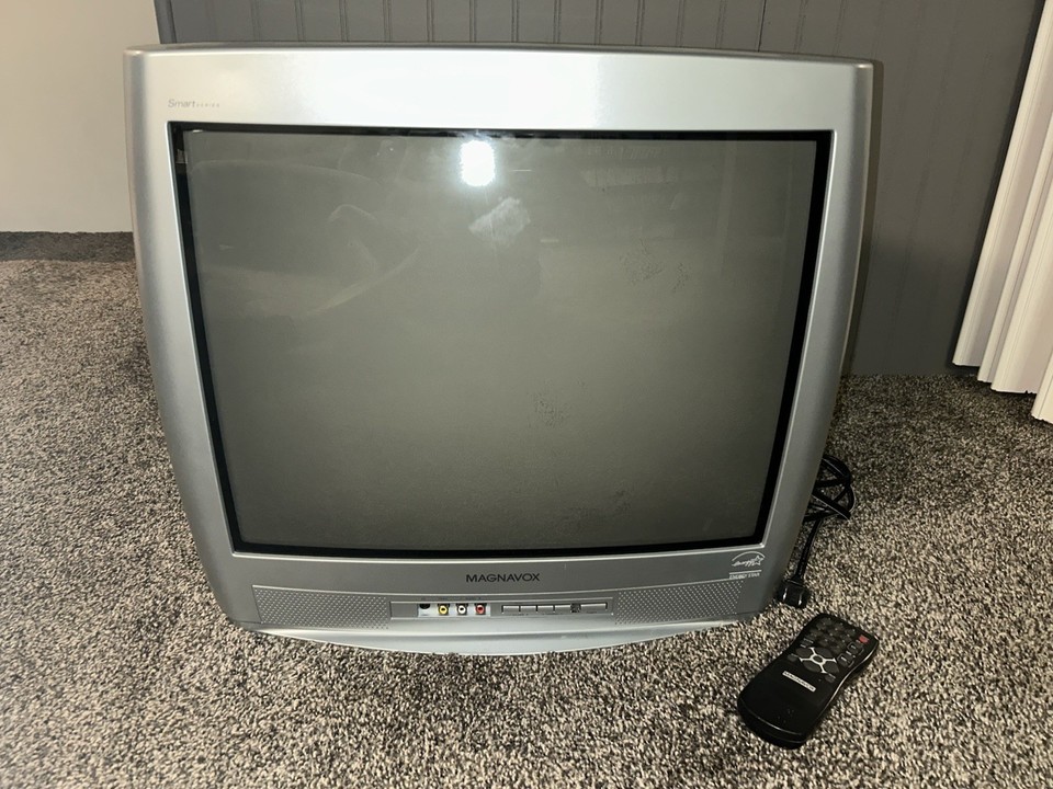 Vtg 2004 Magnavox 20MS2331 CRT AV Retro Gaming Television TV 20" Screen ...
