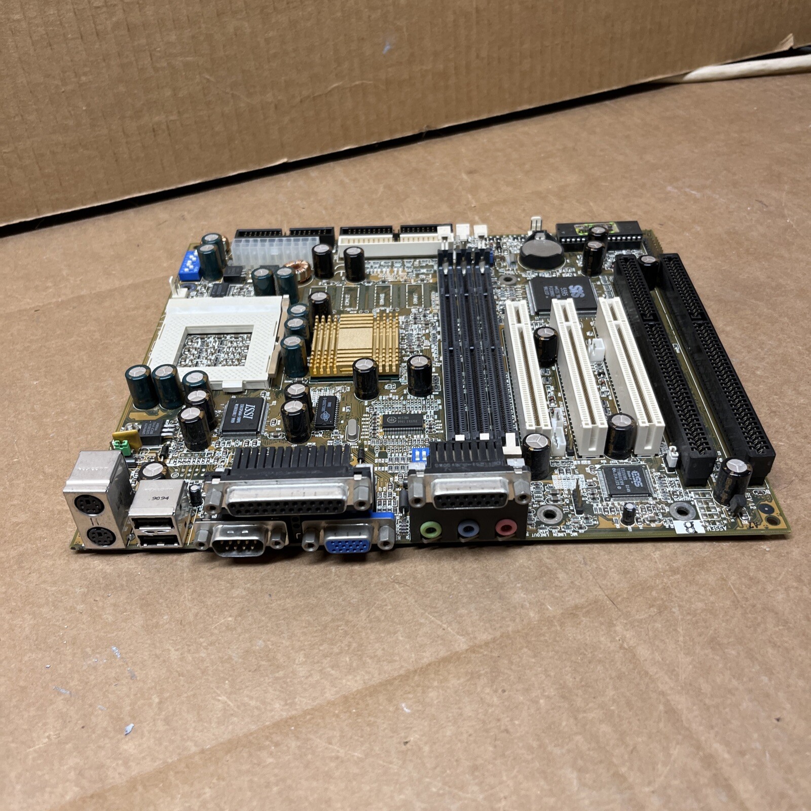 GIGABYTE GA-5SMM, Vintage Motherboard 159870-001 Compaq motherboard ...