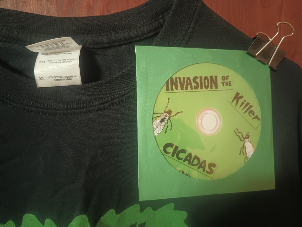 Killer Cicadas XL T-shirt Plus DVD Disc Rare SOV Sci-fi Indie Horror ...
