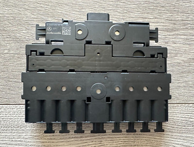 2023 2024 Mercedes C300 C43 CENTER FUSE RELAY BOX, 2235403956 ...