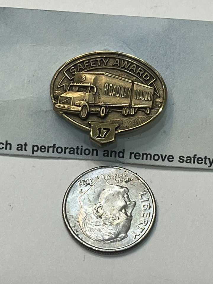 Vintage Roadway Incorporated 17yr Trucker Safety Award Safe Driving Pin ...