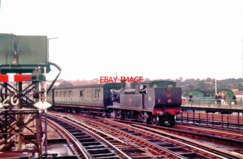 PHOTO LSWR O2 CLASS 0-4-4T W20 SHANKLIN APPROACHING RYDE PIER HEAD ISLE ...