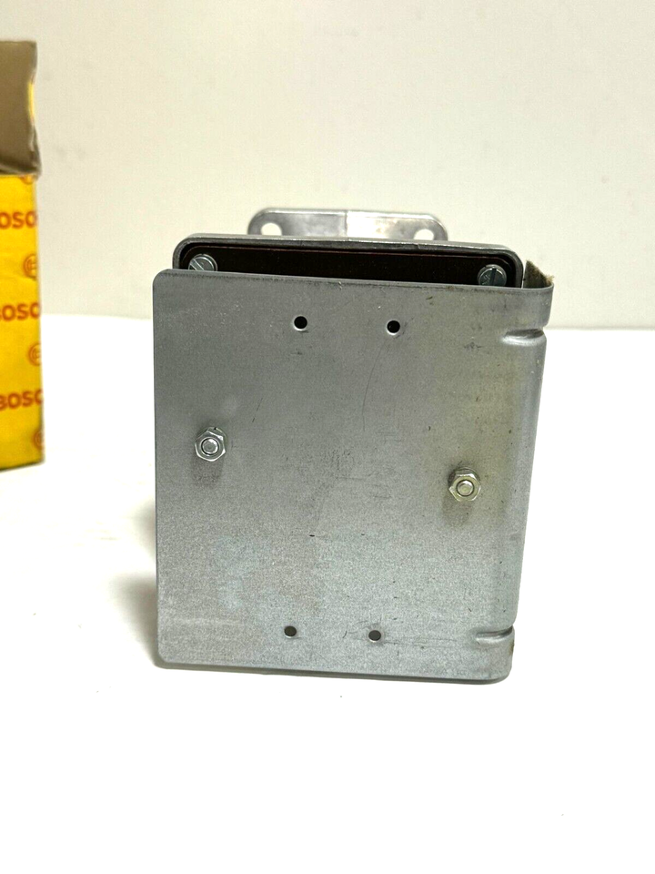BOSCH 24 VOLT 300 AMP RELAY 0-333-301-010 (New Flyer Parts) | eBay