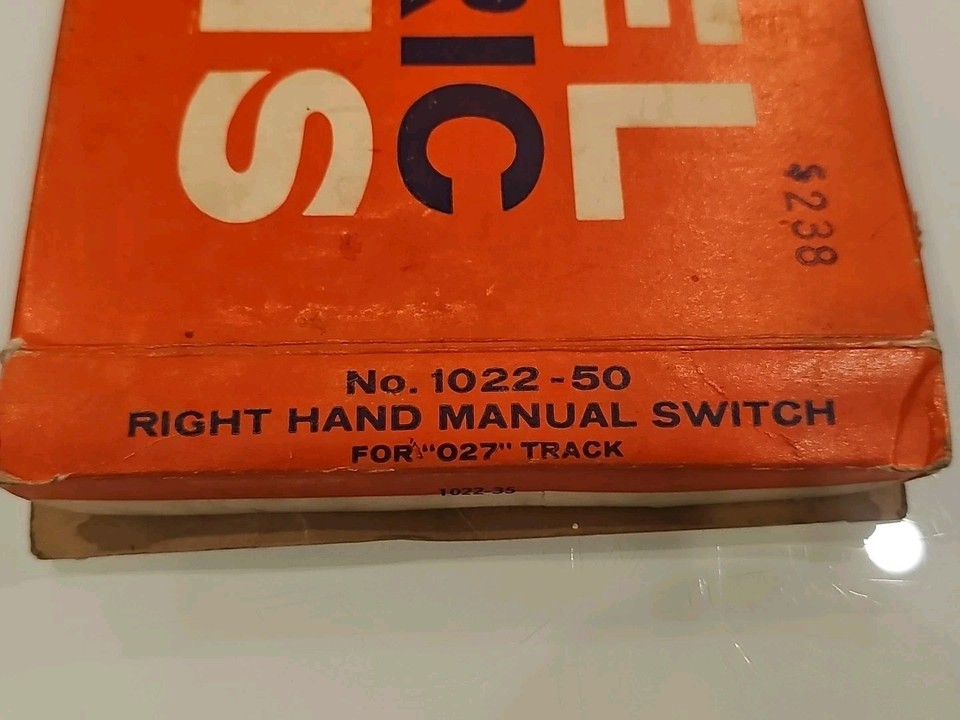 Lionel 027 Gauge No. 1022-50 Right Switch Track with Turning Arrow | eBay