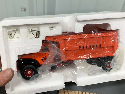 First Gear 1:34 1960 MACK-B-61 Dump Truck PALUMBO CONSTRUCTION COMPANY ...