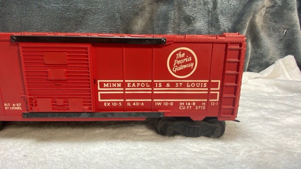 PRE-OWNED POSTWAR LIONEL RED BOXCAR M.StL. 6464525 -THE PEORIA GATEWAY ...