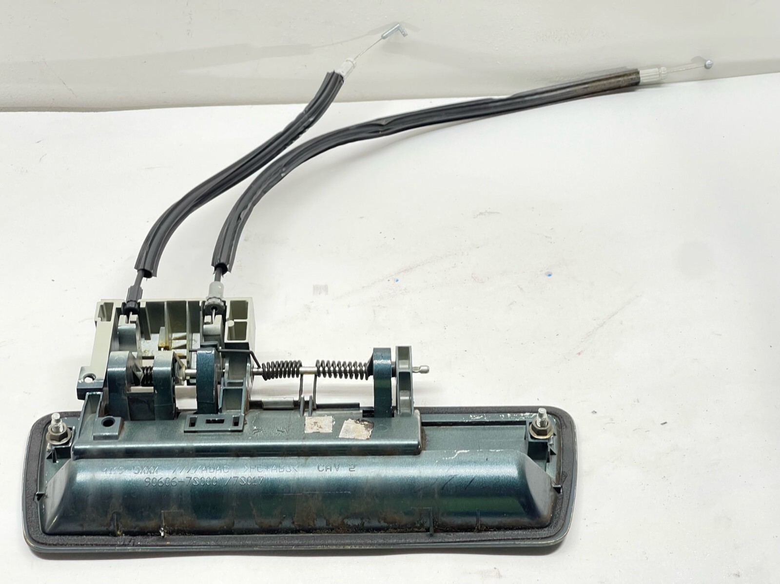 04-13 Nissan Armada Rear Hatch Trunk Lid Handle Opener Latch Lift Gate ...