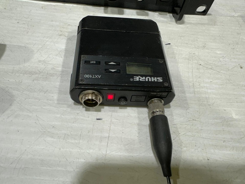 Shure AXT400 A 470-698MHz Dual Wireless Receiver W/ (2) AXT200 SM86 ...