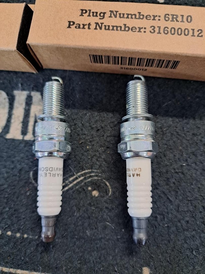 31600012 GENUINE HARLEY DAVIDSON SPARK PLUGS 2017-2024 TOURING SOFTAIL ...