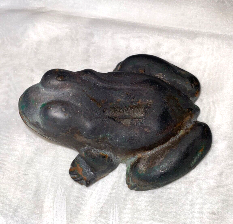 Antique finely detailed 1900’s Cast Iron Frog Doorstop Garden Ornament ...