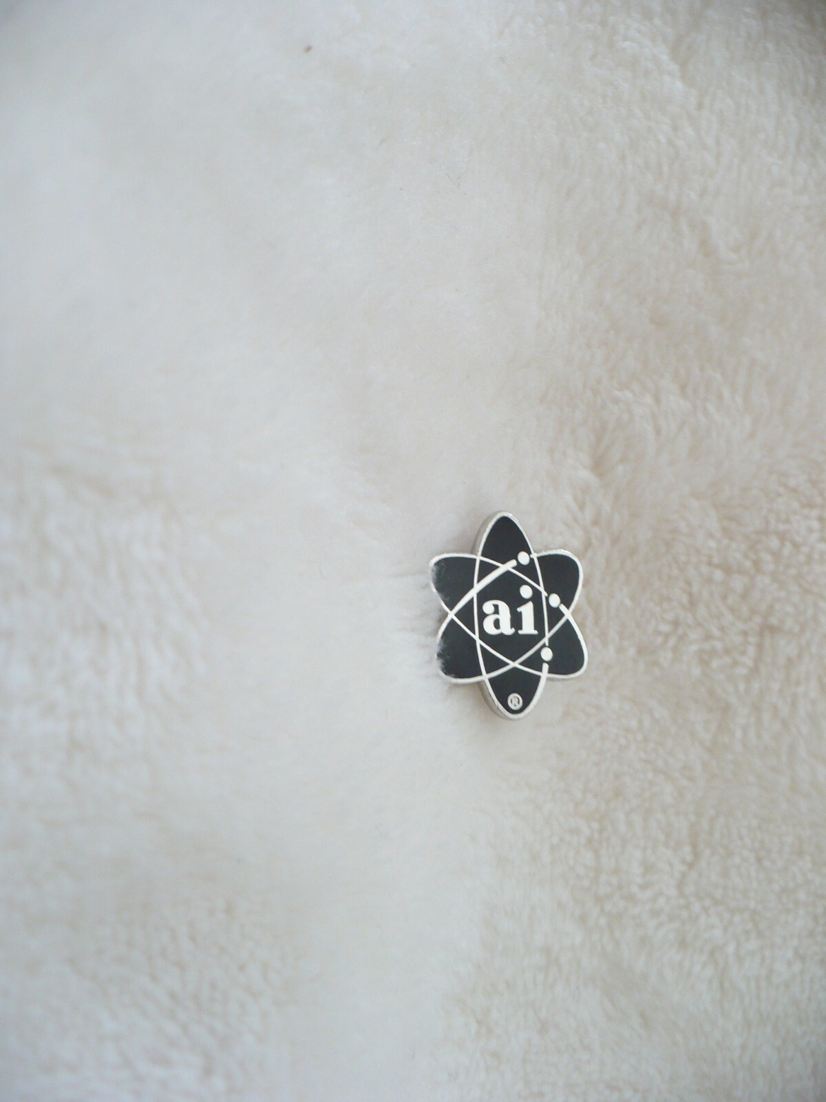 AAL- ai tie tac pin #898 - Gem