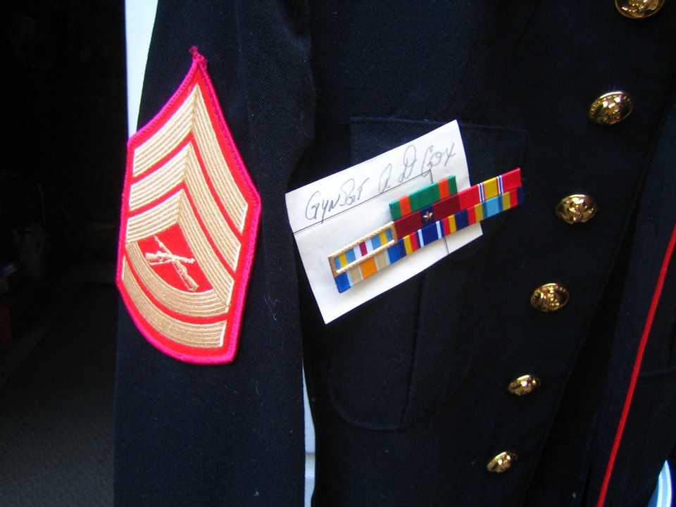 US Marine Gunery Sgts Blue Uniform - NO BELT AND BUCKLE approx 17 ...
